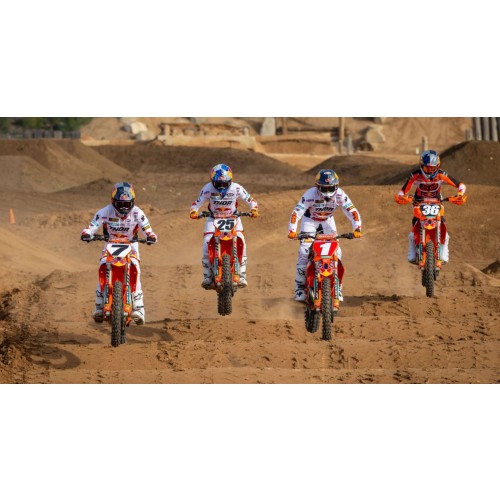 FOUR-RIDER RED BULL KTM FACTORY RACING TEAM IS READY TO RACE 2022 ...